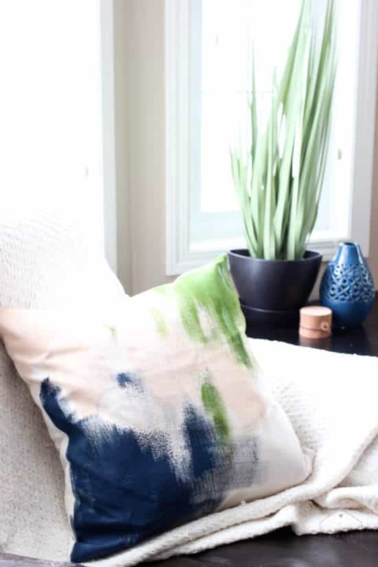 DIY Abstract Spring Pillows - Lindi & Russ