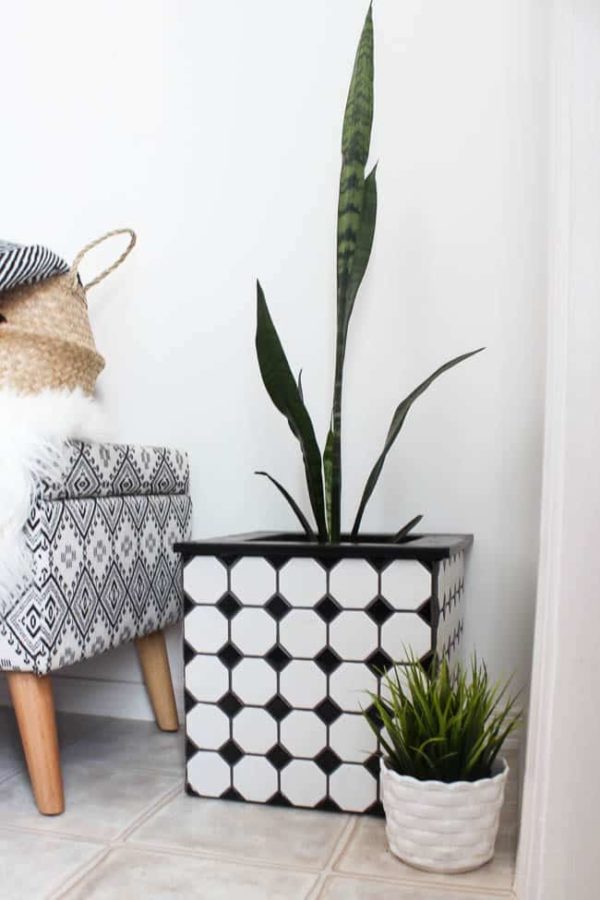 DIY Tiled Planter Boxes Made with Leftover Tile | Love Create Celebrate