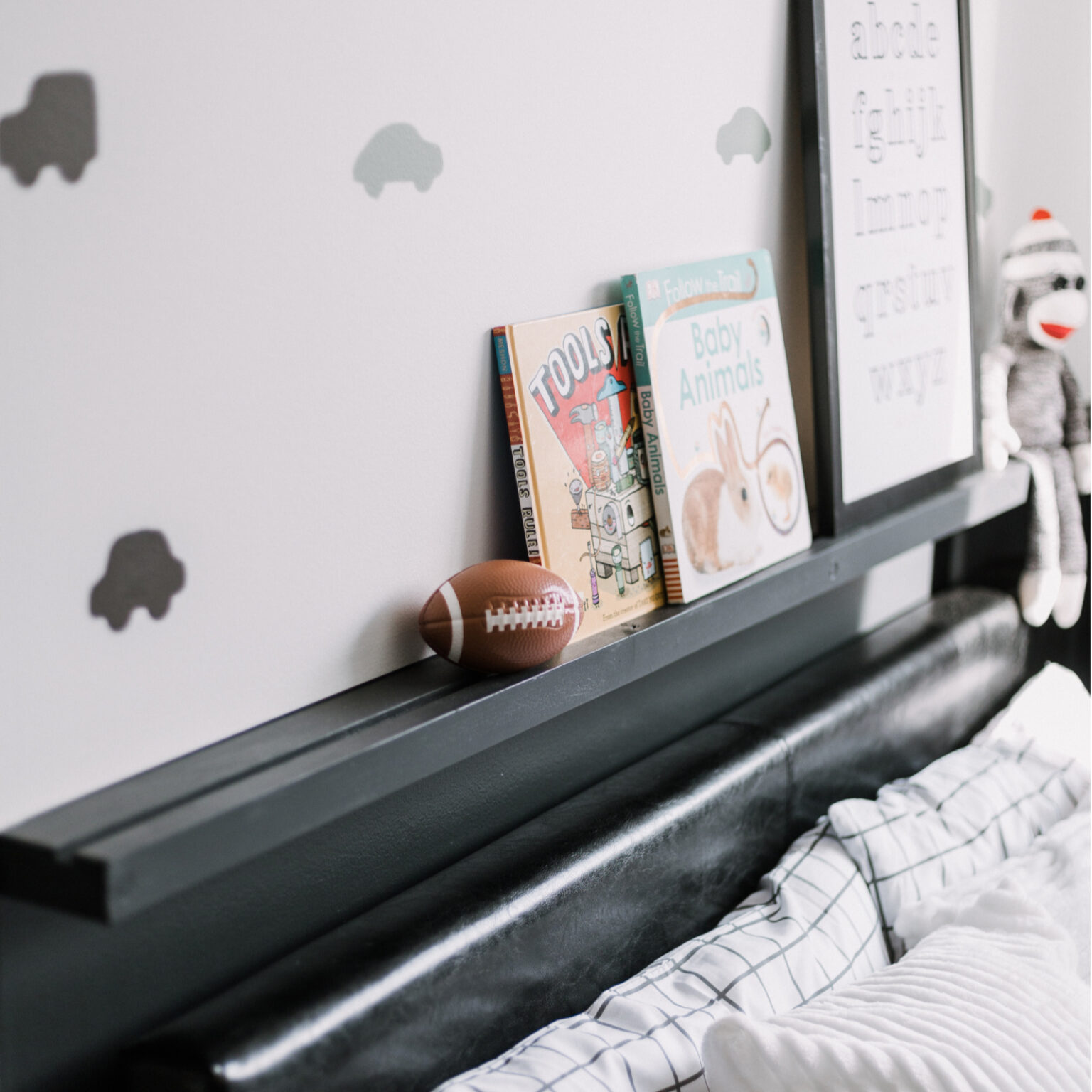 30 Fantastic DIY Shelf Ideas - Lindi & Russ